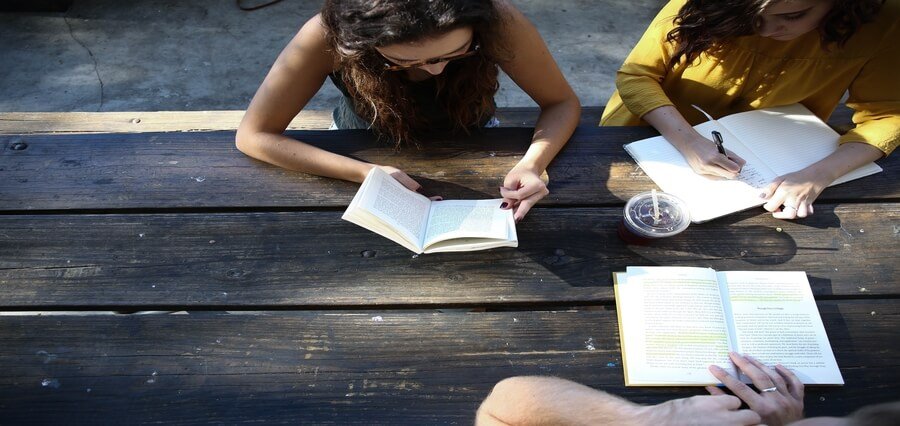 3 Dilemmas You May Face While at College and How to Choose Correctly